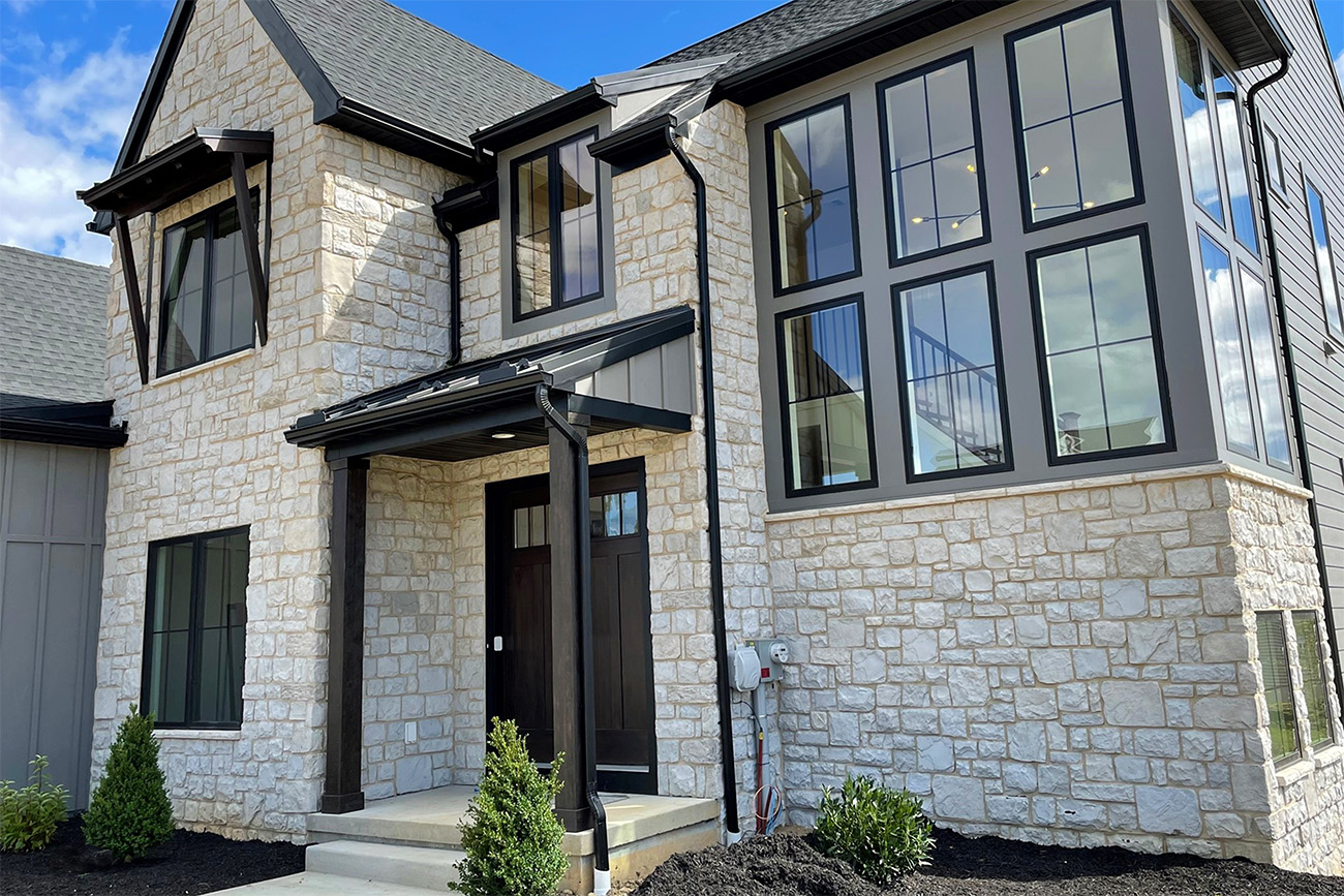 Cobblestone | Stone Veneer Siding for Residential & Commercial Spaces